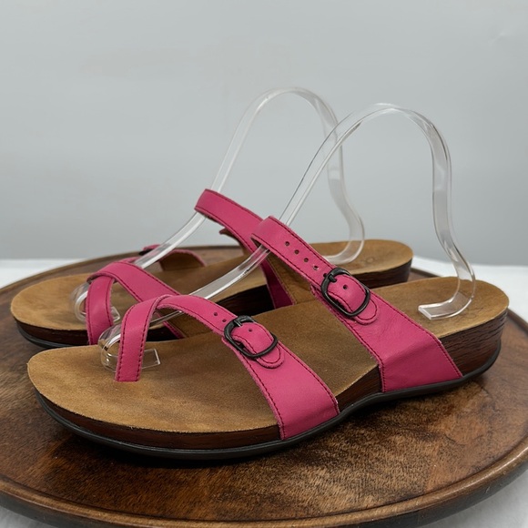 SAS | Shoes | Sas Sandals Wm 5 M Pink Leather Two Strap Slide Toe Loop ...